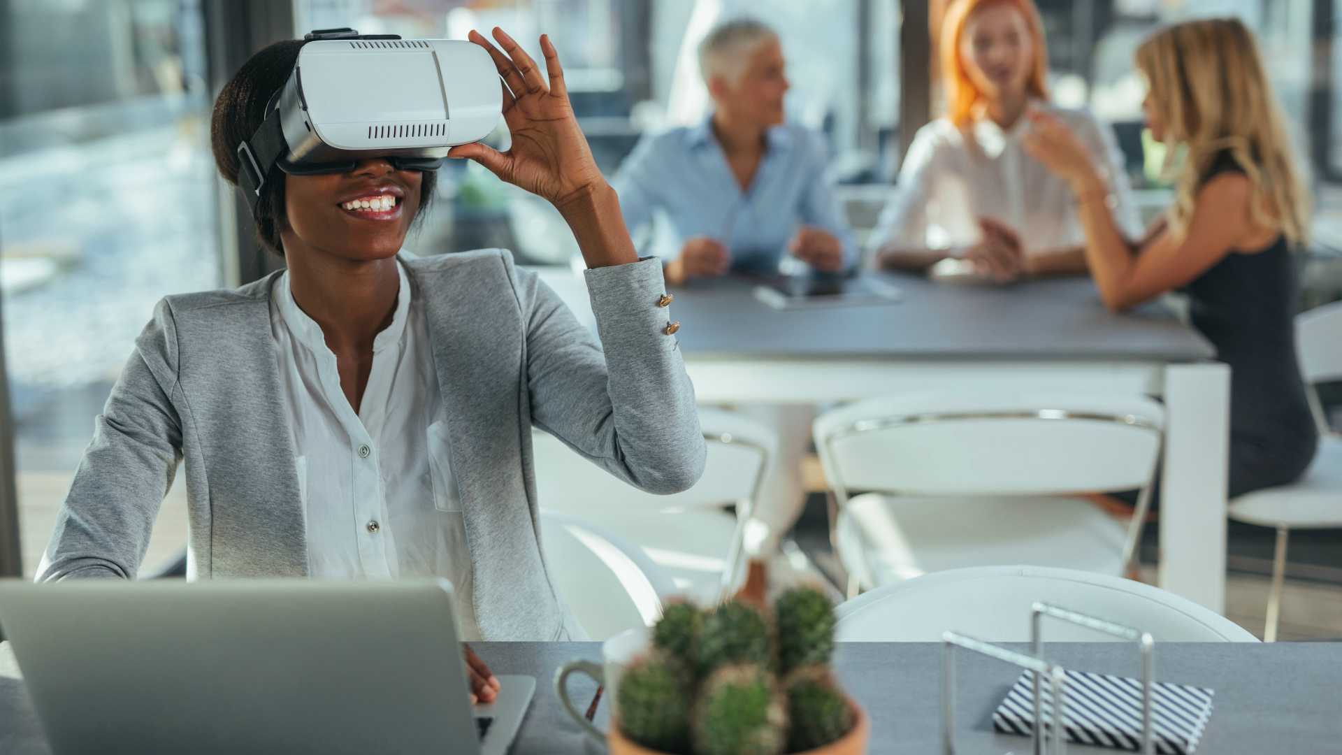 Virtual Reality for Learning: Balancing Budgets and Presence - Training Industry