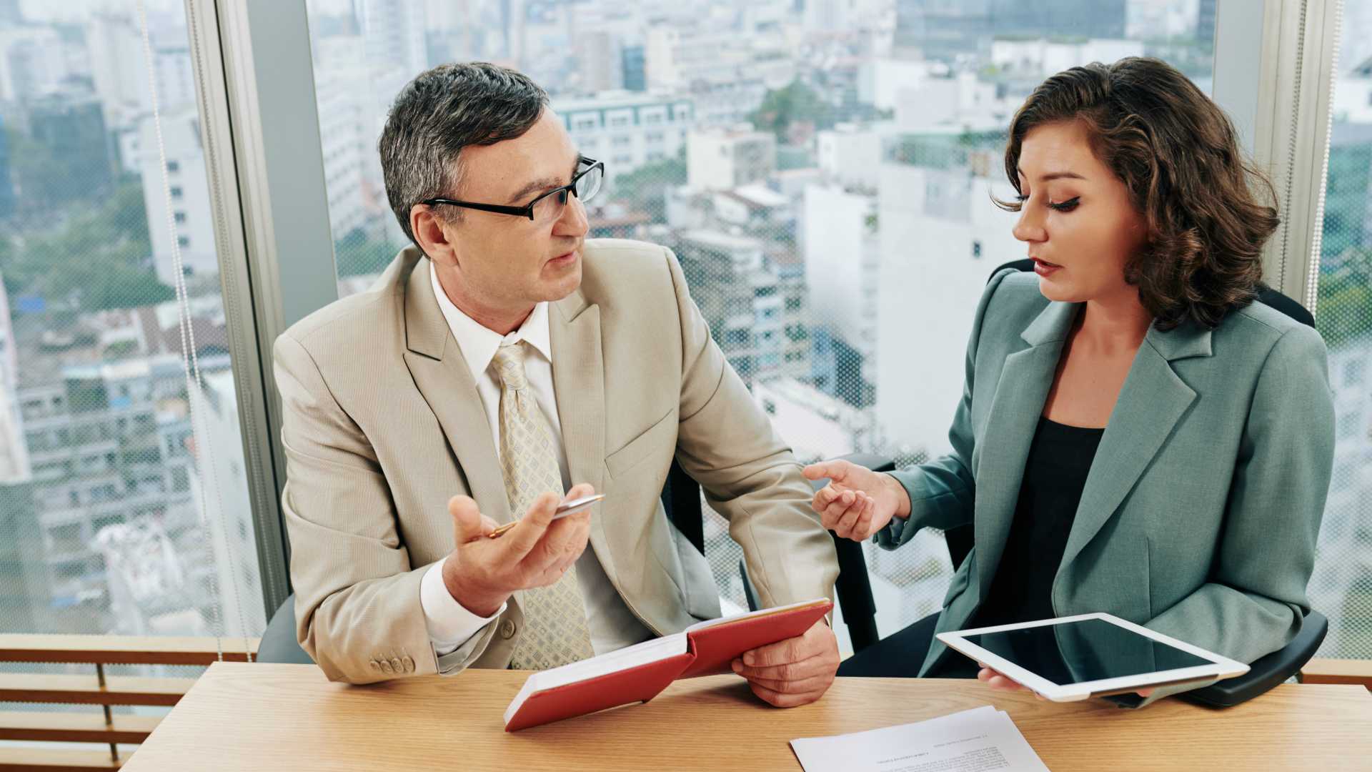 5 Ways L&D Teams Can Collaborate Effectively With the IT Department