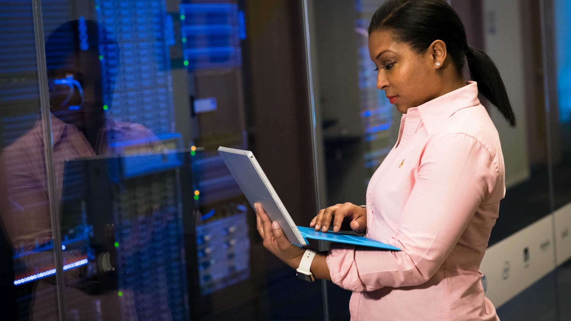 4 Training Keys to Improve Hiring in the Diversity-deficient Tech Sector