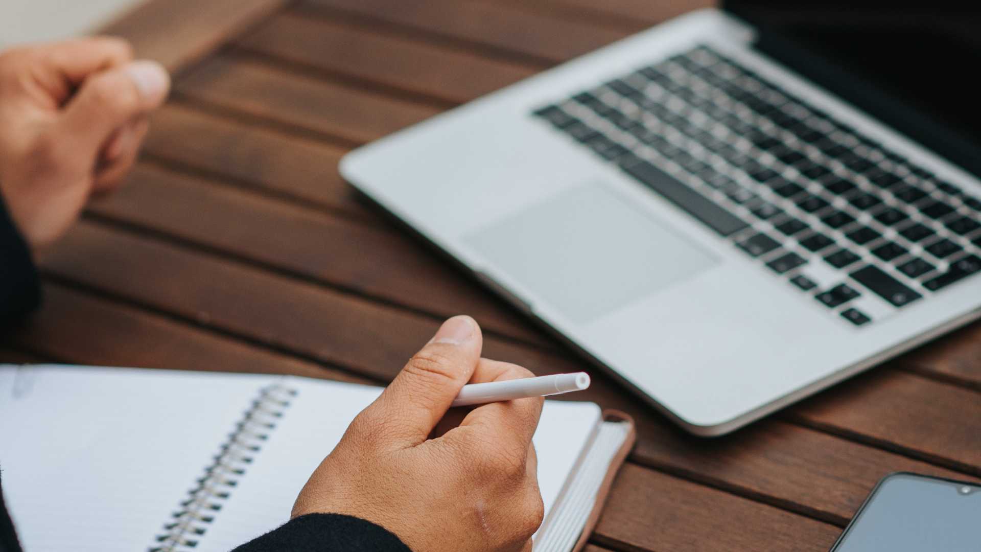 Delivering Customer Education Across the Customer Life Cycle