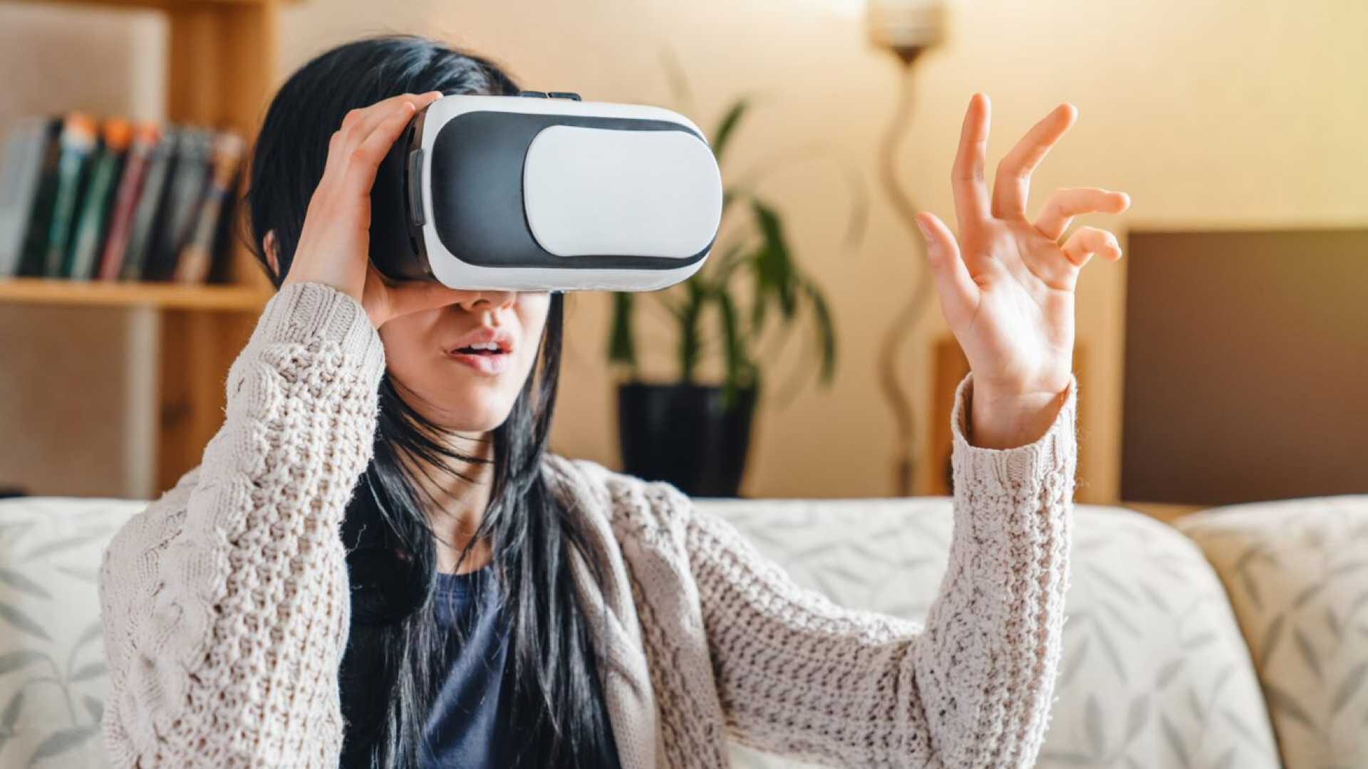 Hands On: Tactile Learning in a Remote Upskilling World