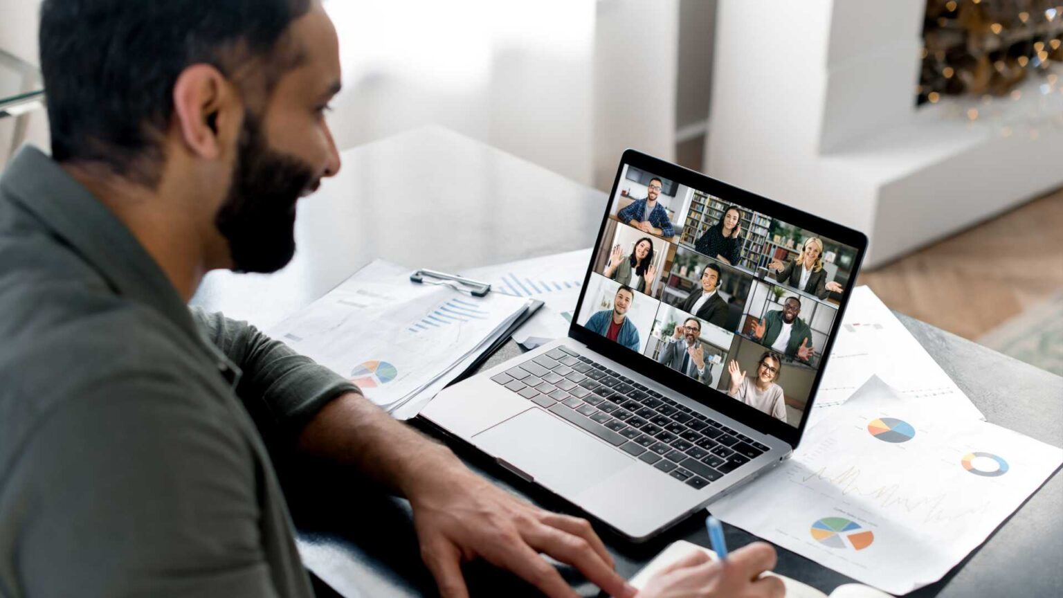 11 Ways To Make Virtual Training and Meetings More Engaging