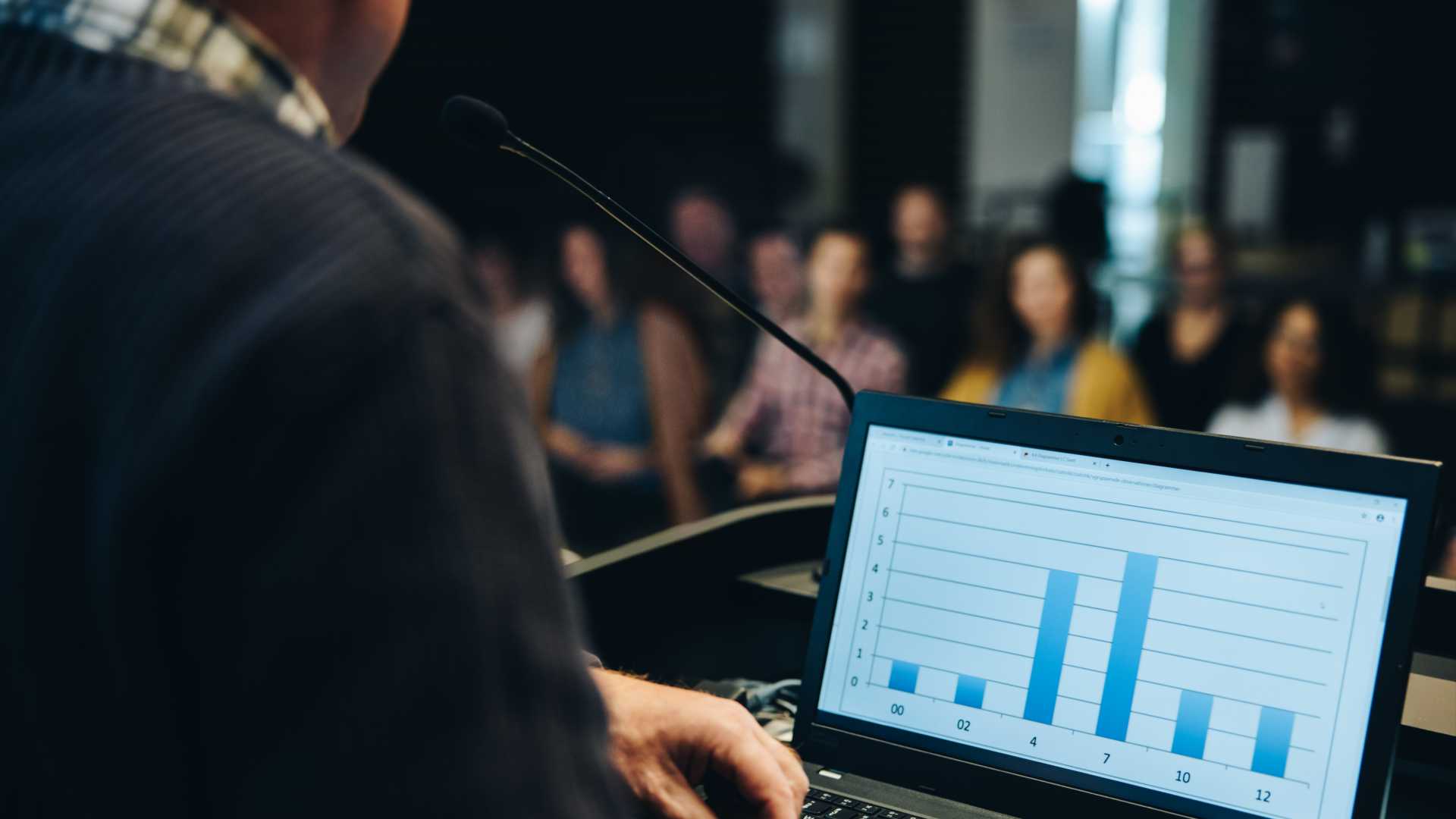 5 Ways To Revamp Your Leadership Development Program To Thrive in a ...