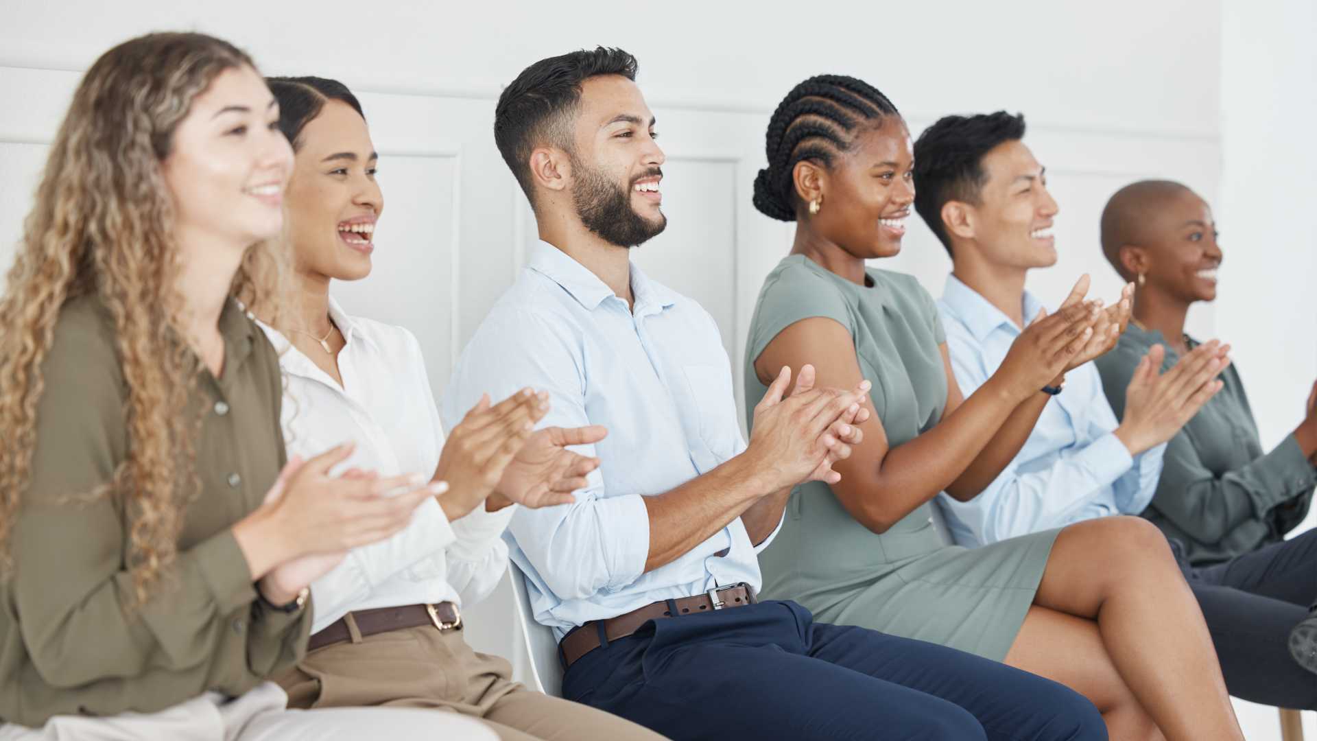 Turn Front-line Employees Into Knowledge Workers