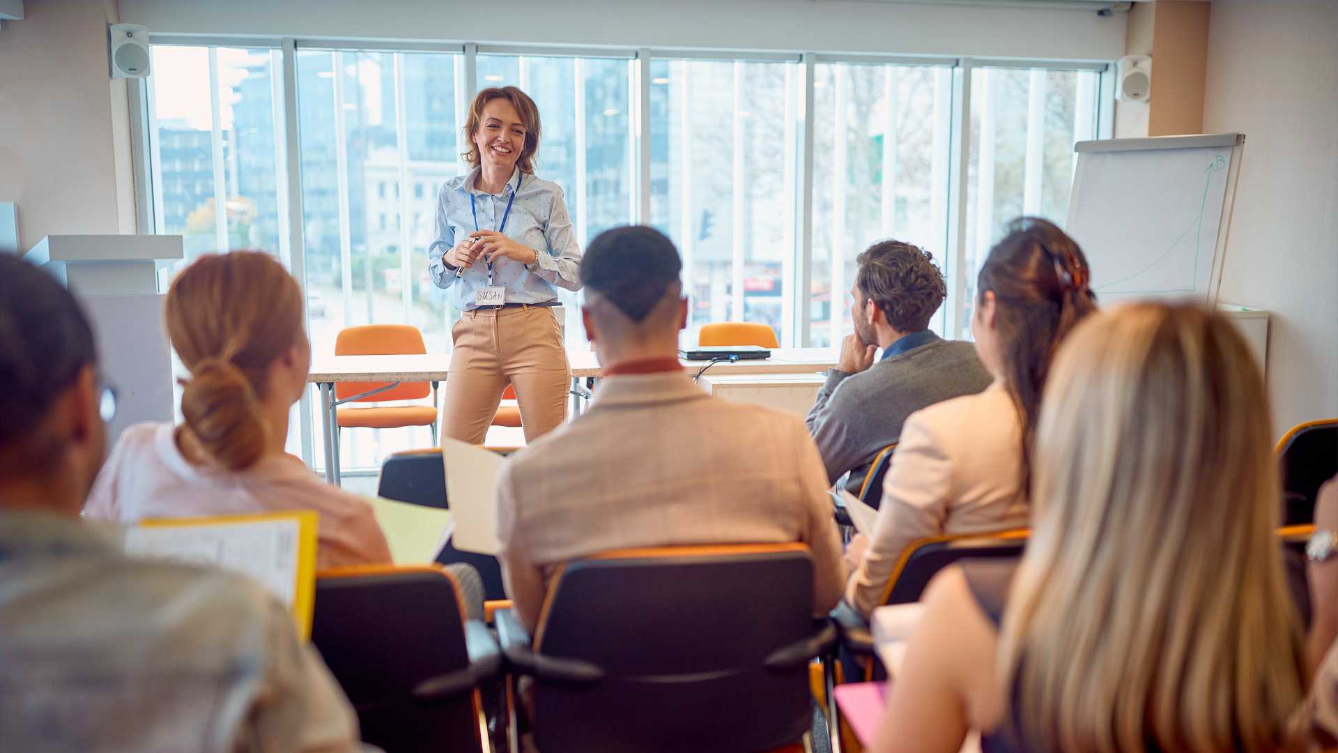 How To Find Your Target Audience in the L&D Market
