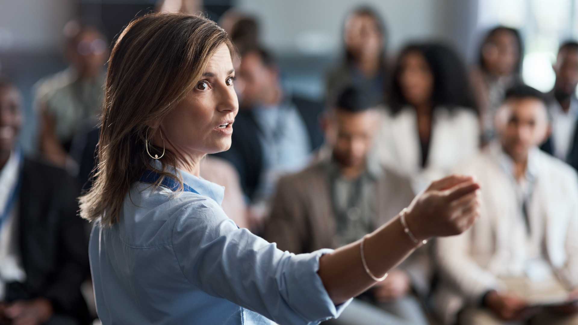 Public Speaking and Networking Tips for Training Professionals