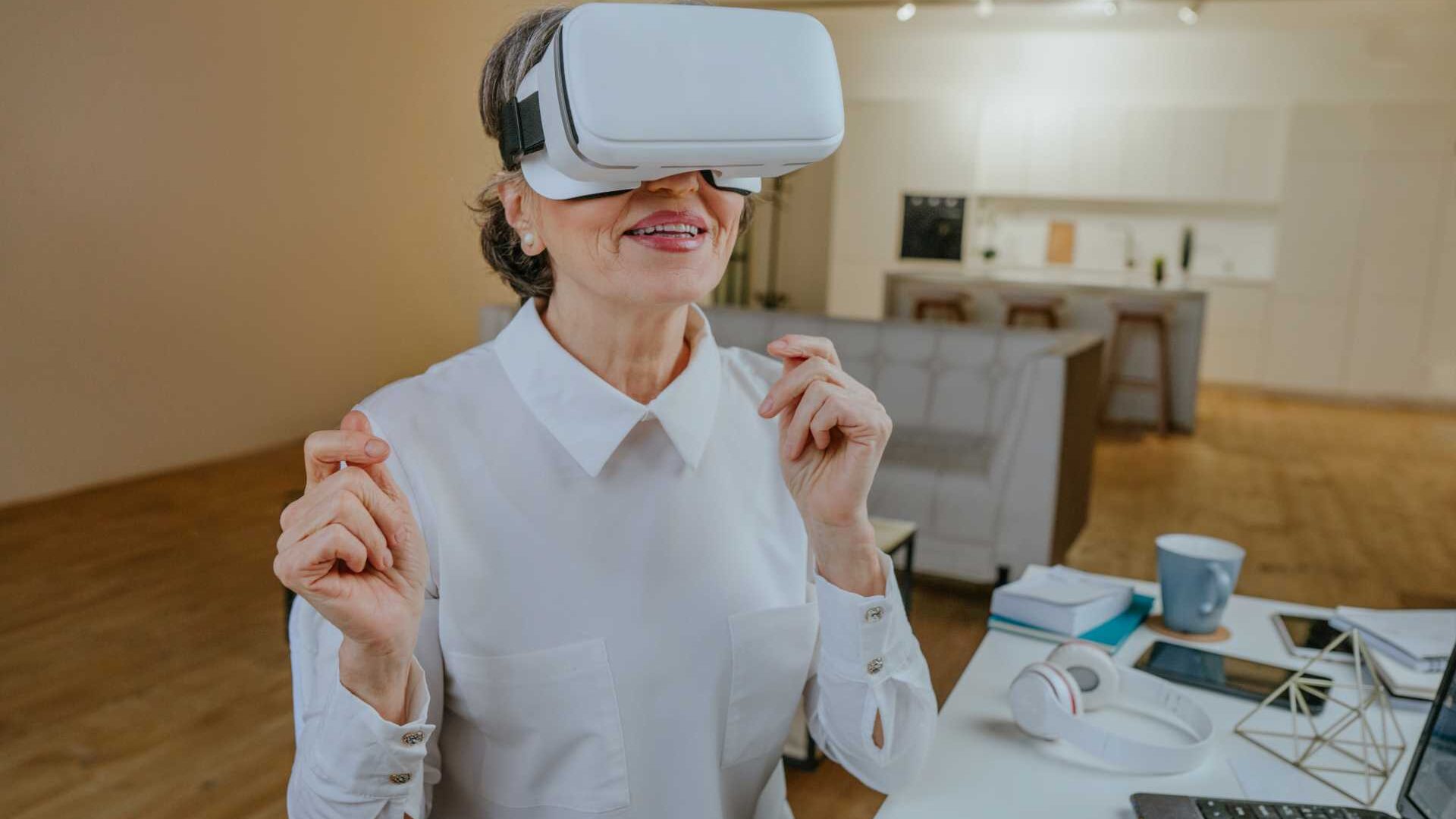 How AI and VR Enhance the Immersive Learning Experience - Training Industry