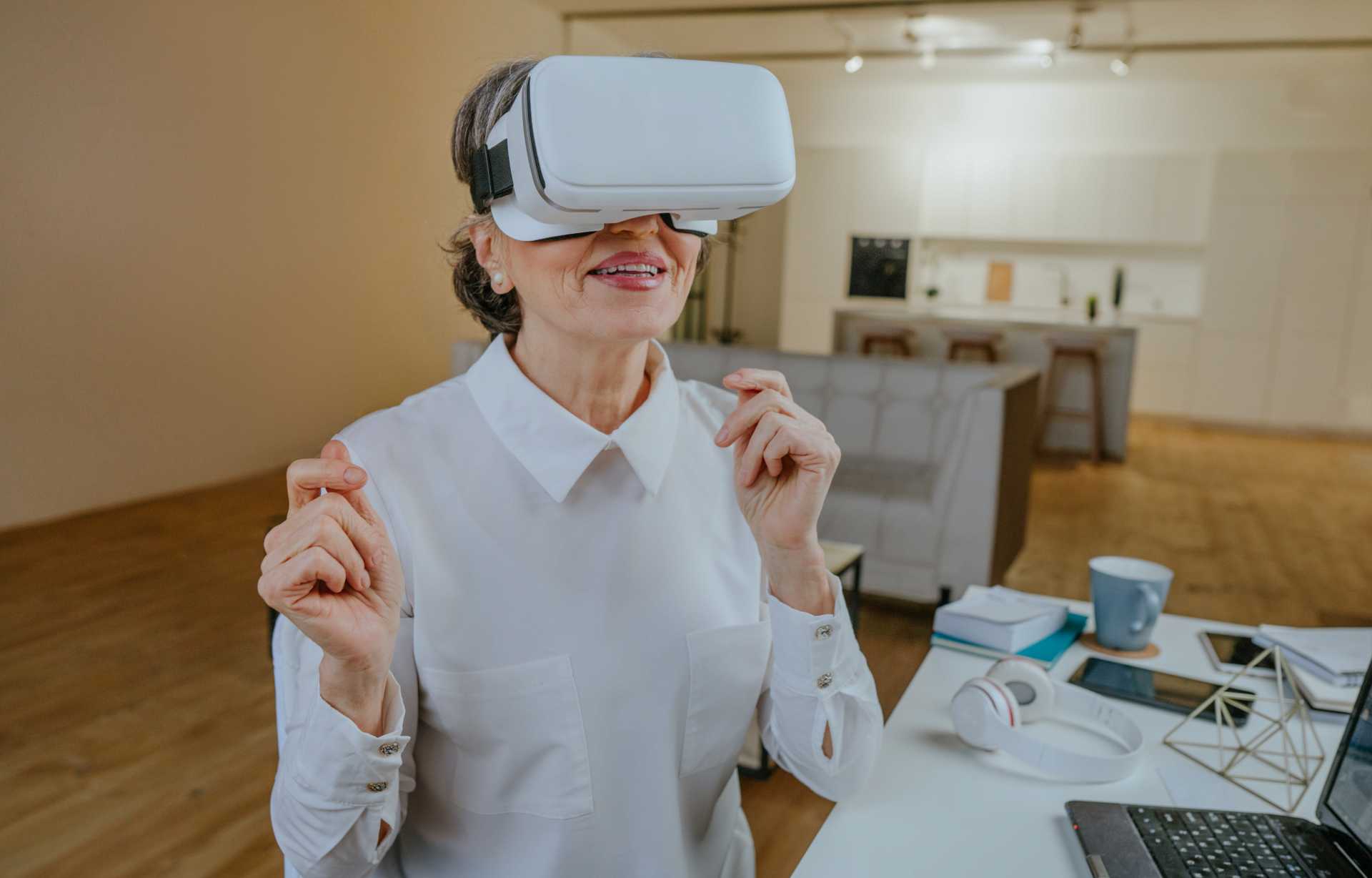 How AI and VR Enhance the Immersive Learning Experience - Training Industry