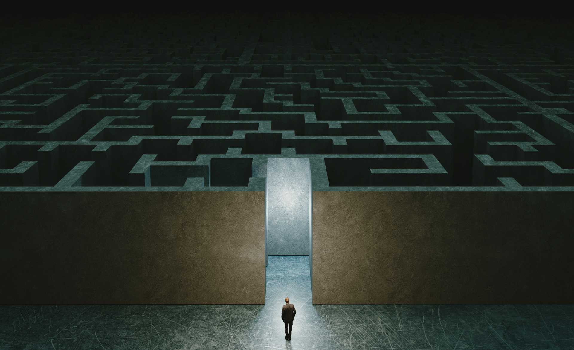 Engage Leaders: Tailored Learning Paths for All Levels