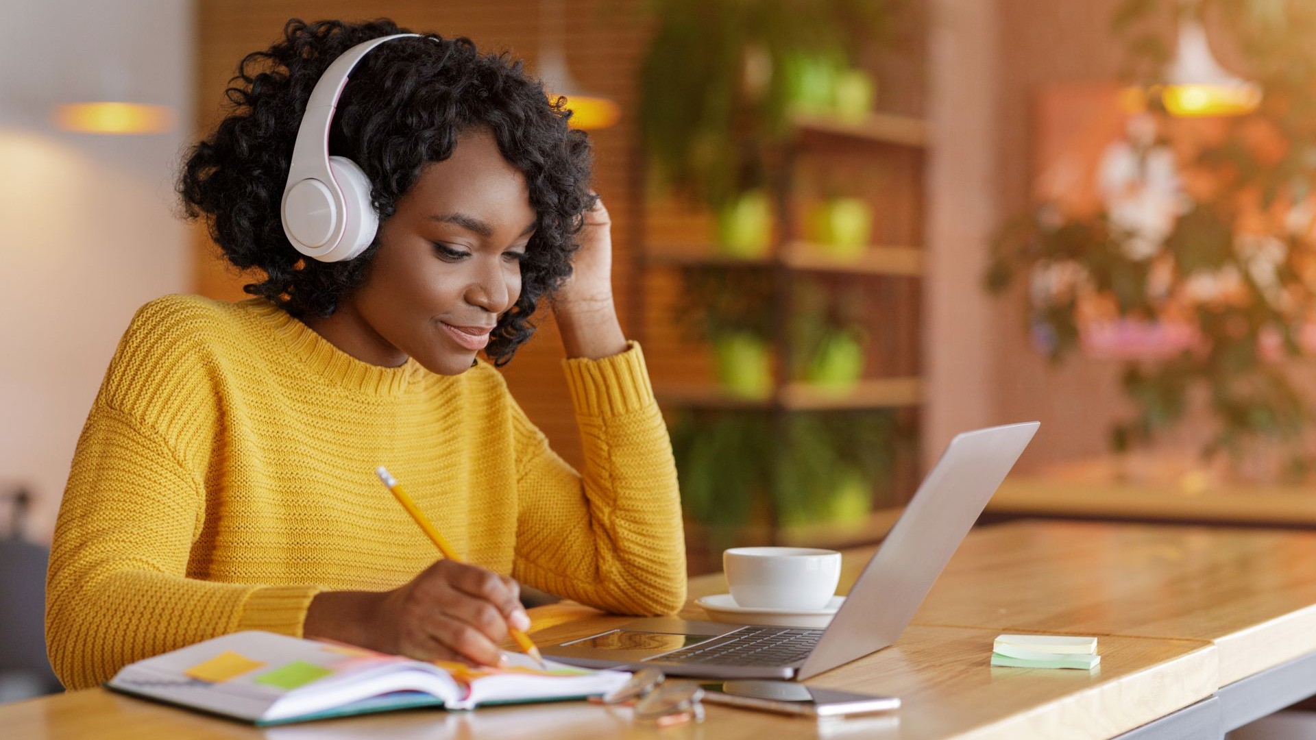 How to Use Podcasts to Power Learning and Boost ROI